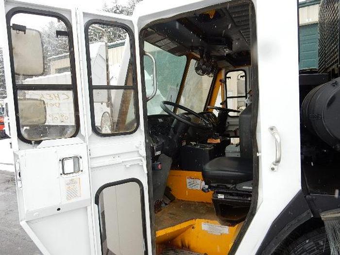 Used 2005 CCC LET2-46 for Sale in DeForest, Wisconsin