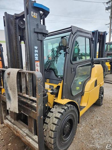Used 2015 Diesel Cat DP50N Pneumatic Tire 4 Wheel Sit Down for Sale...