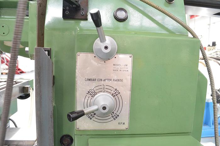 Used Universal milling machine FEXAC UM display ACU-RITE 3 axes for...