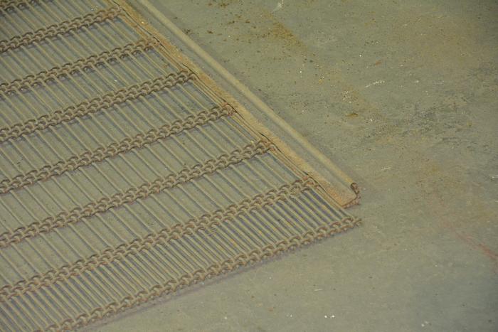 Used RECTANGLE MESH SCREEN PANELS for Sale at Grinder Crusher Screen