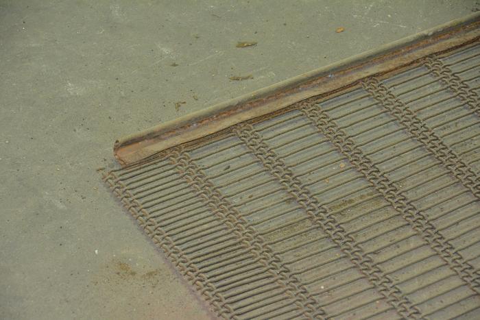 Used RECTANGLE MESH SCREEN PANELS for Sale at Grinder Crusher Screen