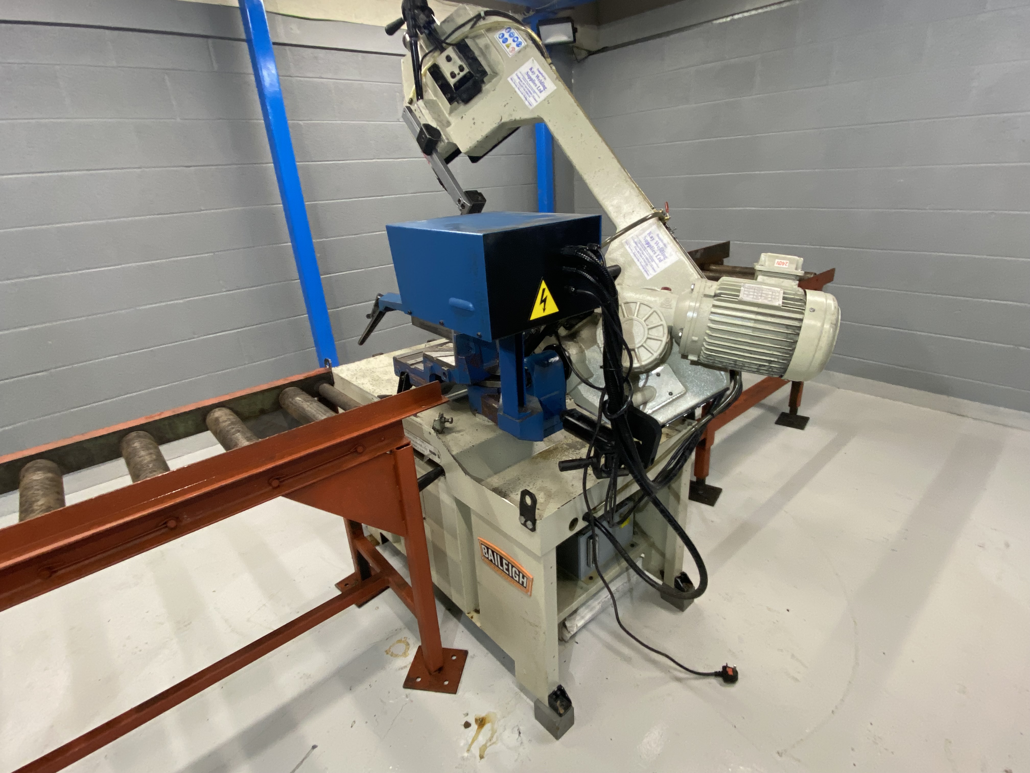 Used Baileigh BS-350M Dual Mitre Horizontal Bandsaw 240 volts for Sale ...