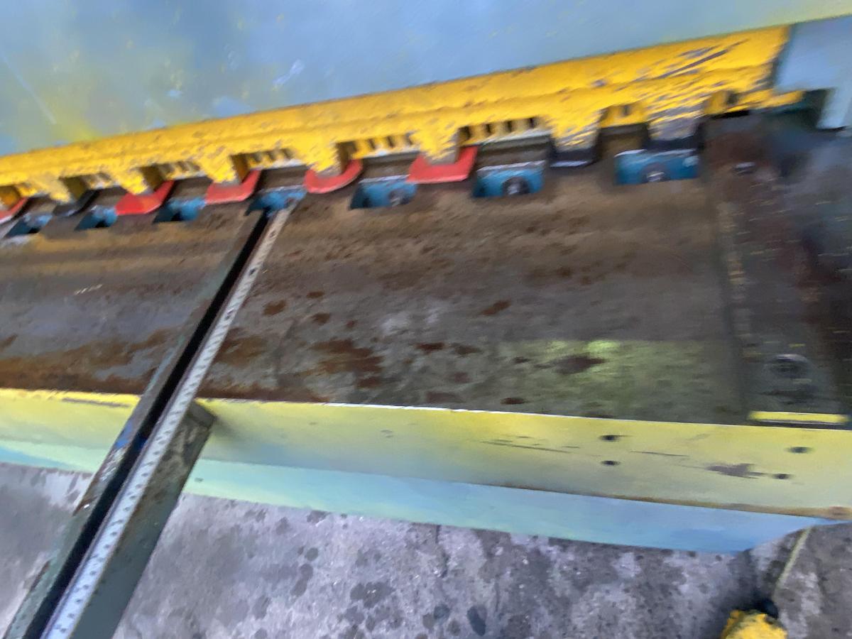 Used EDWARDS Direct Drive 2500mm x 3.25 mechanical guillotine for Sale ...