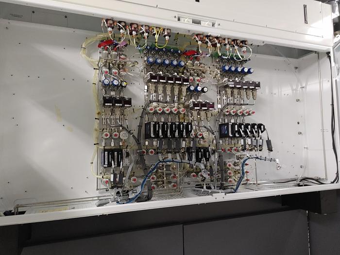 Used 2000 Applied Materials Centura II dps poly for Sale at Tara Se...