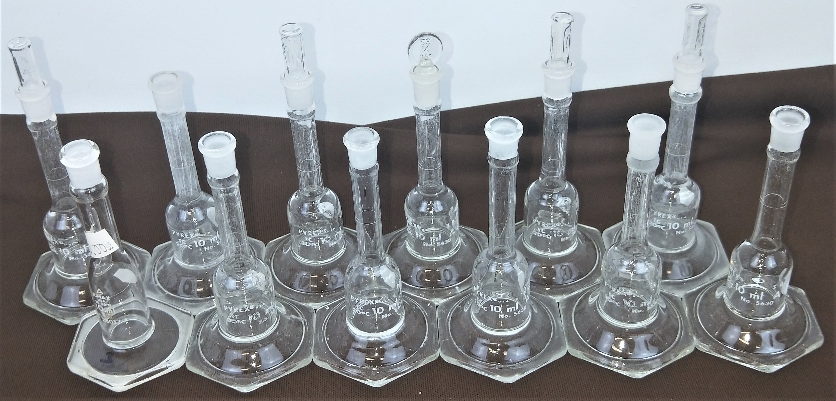 Used Corning PYREX 5630-10 Micro Volumetric Flask, Class A - 10mL for ...