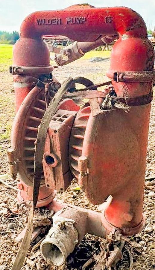 Used Wilden 15 Diaphragm Pump for Sale in Mifflinburg, Pennsylvania USA @ EWD Yard