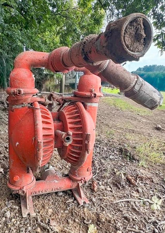 Used Wilden 15 Diaphragm Pump for Sale in Mifflinburg, Pennsylvania USA @ EWD Yard