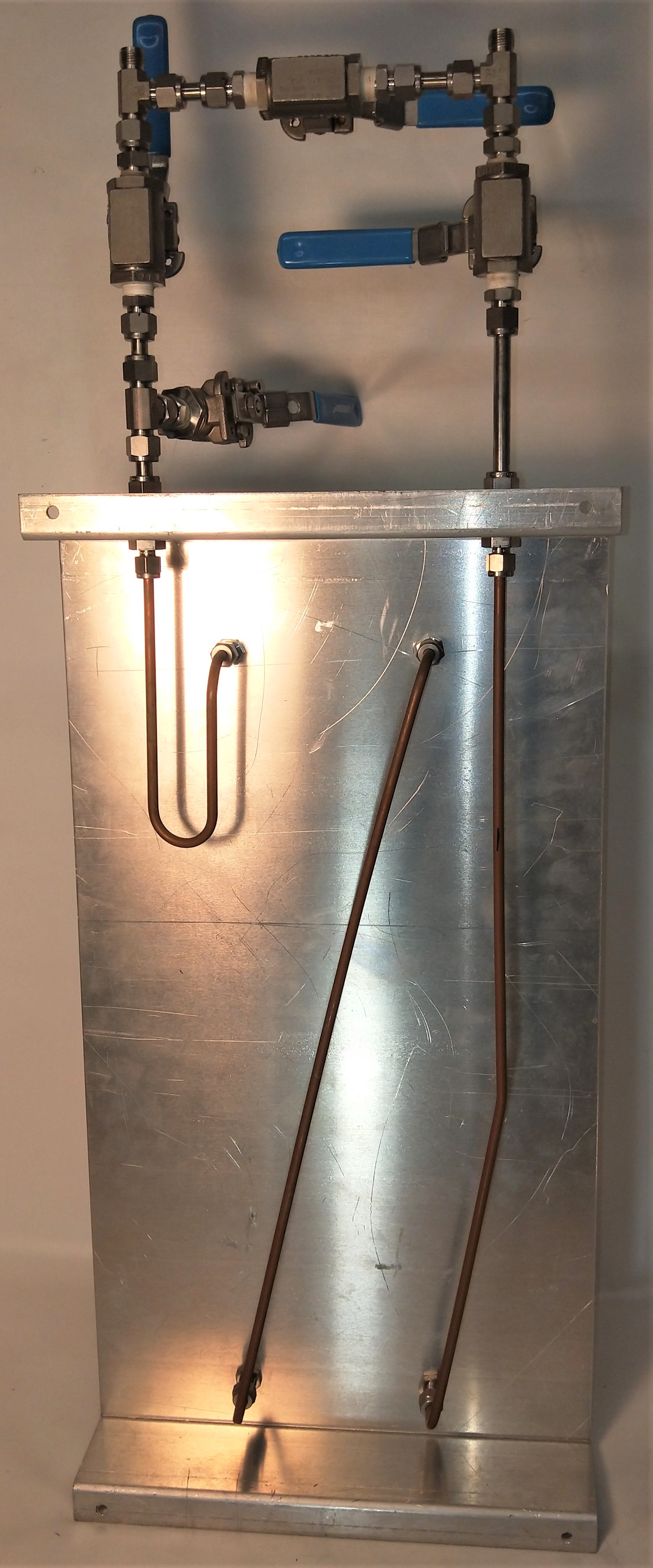 Used GCE Purifier Panel with ChromSpec Hydrocarbon and Moisture Traps ...