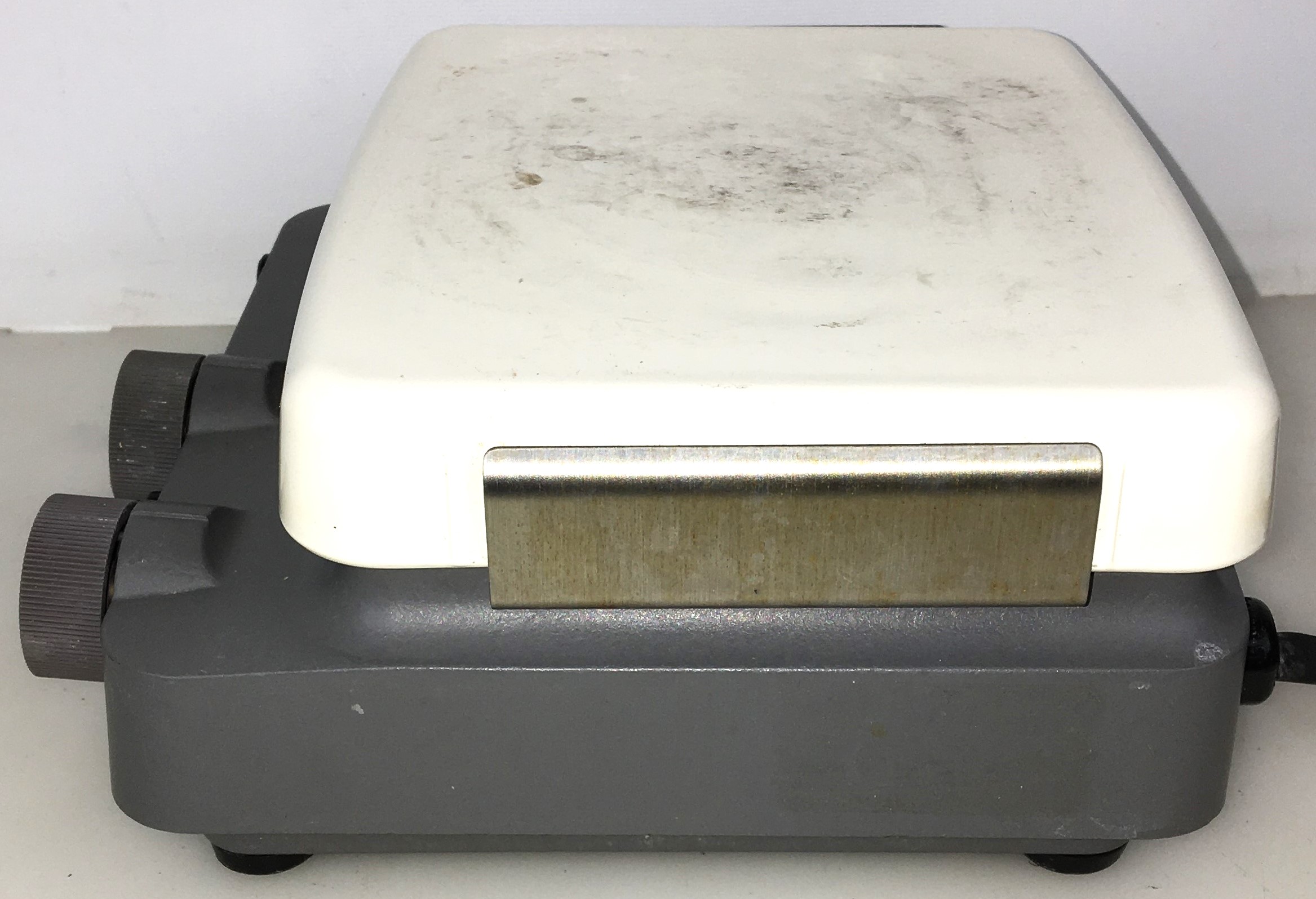 Used Corning PC-320 Stirring Hot Plate (6" x 7.5" Plate) for Sale at ...
