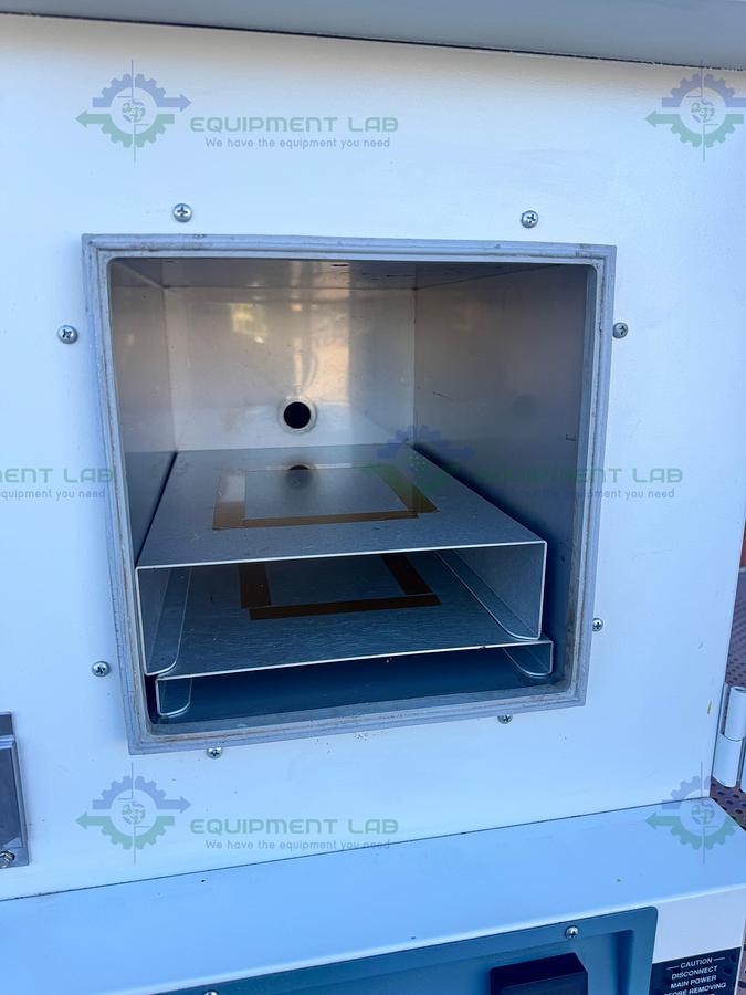 Used Lindberg / Blue M VO914A Vacuum Oven 6° to 260°C, 0.65 cu. ft....