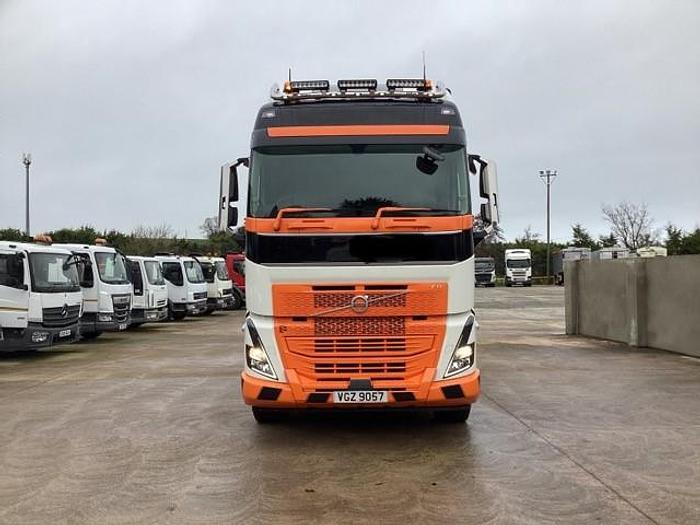 Used 2022 Volvo FH540 6x4 Rear Lift Double Drive for Sale at Cormac...