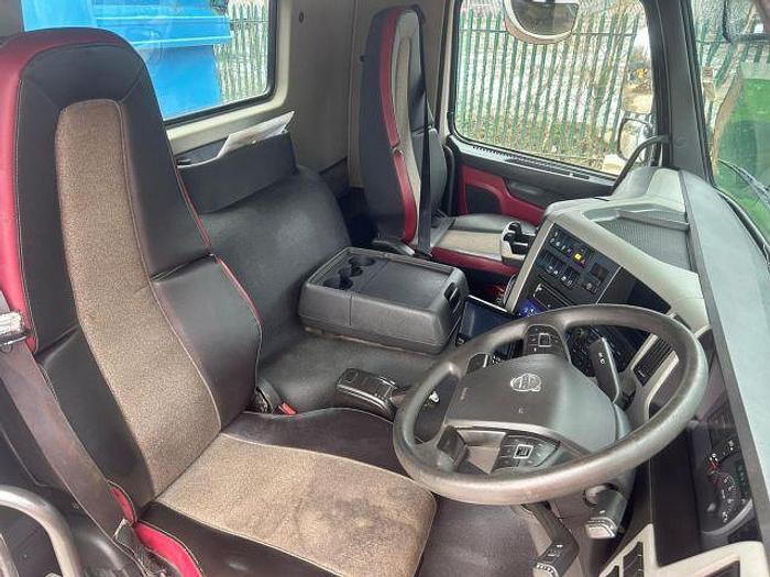 Used 2019 (69) Volvo FM410 8x4 Steel Tipper for Sale at Cormac Leon...