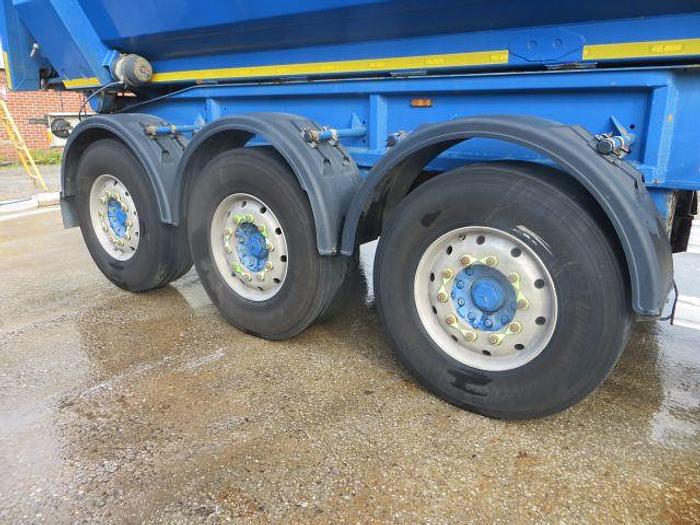 Used 2016 Kelberg Tri Axle Steel Aggregrate Tipping Trailer for Sa...