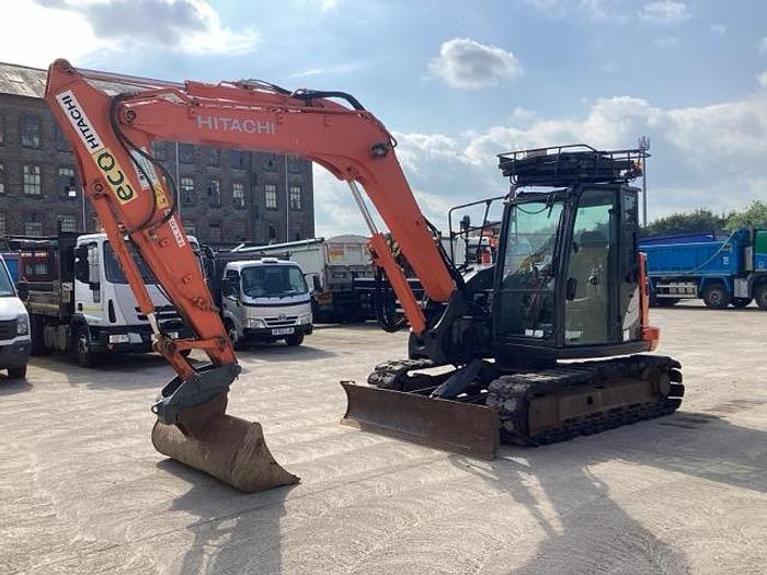 Used 2019 Hitachi ZX85USB-5 Midi Excavator for Sale at Cormac Leona...