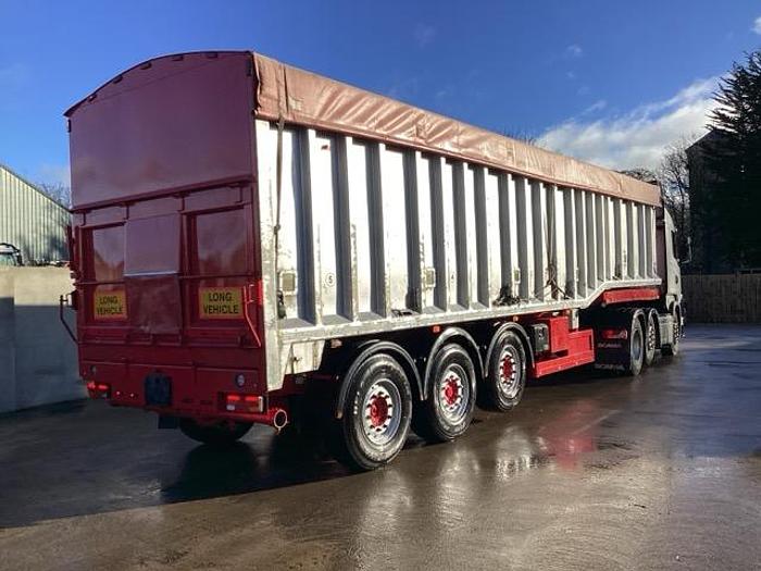 Used 2009 Wilcox Tri Axle Bulk Blower Tipping Trailer for Sale at C...