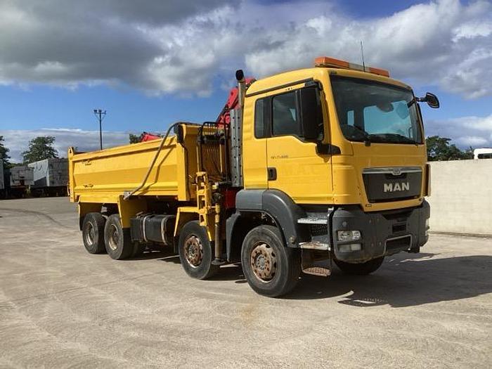 Trucks for sale at Cormac Leonard Commercials