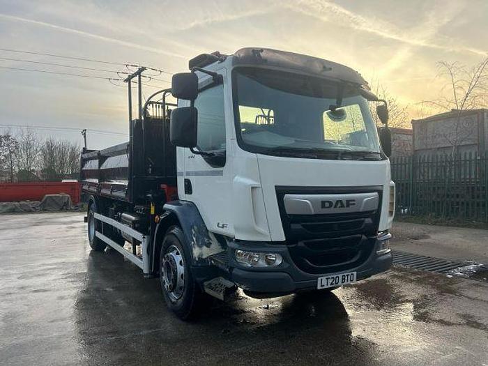 Used 2020 (20) DAF LF290 4x2 18T Dropside Tipper Grab for Sale at C...