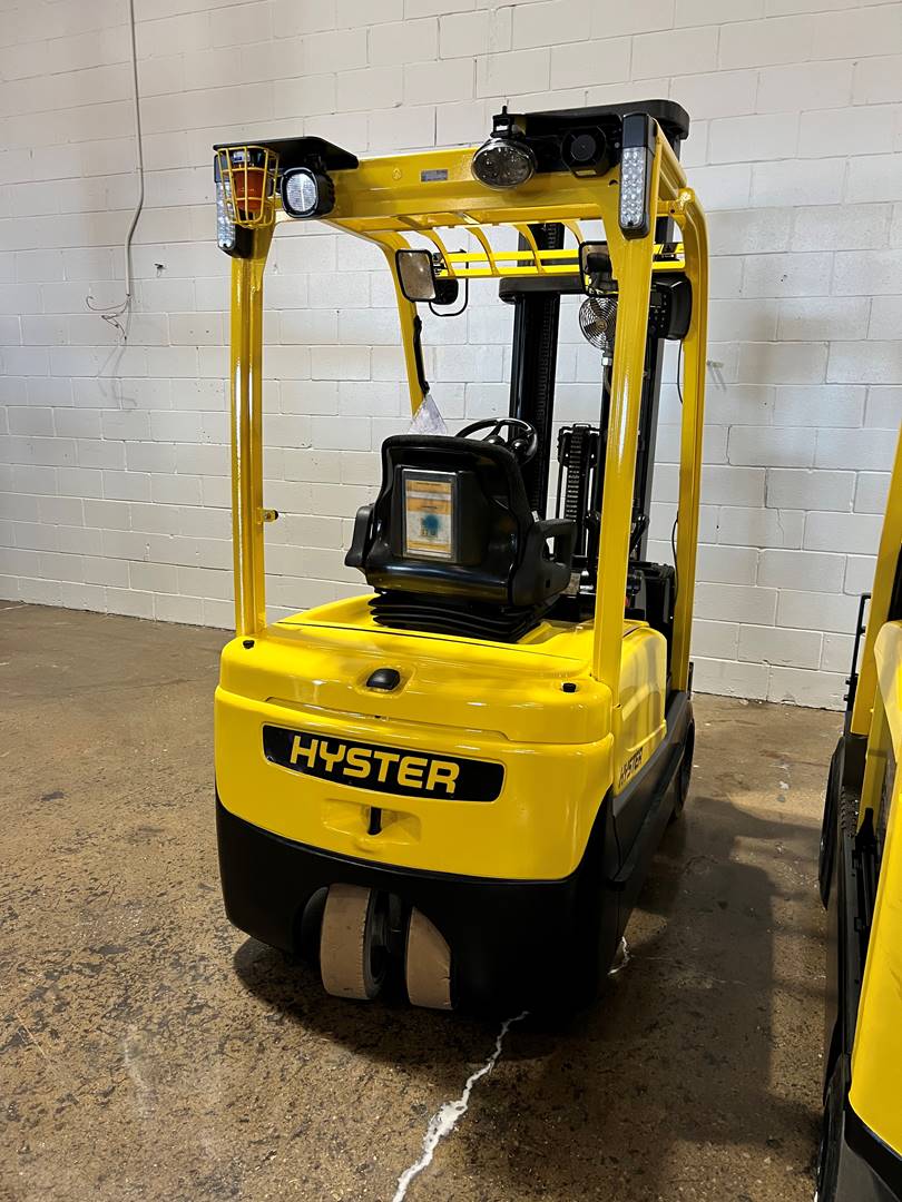 2010 Hyster J40XNT - 123Forklift