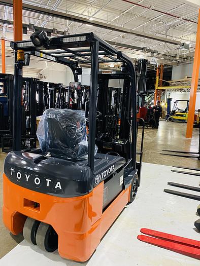 Toyota 8FBE20U Forklift | 4,000 lb Electric | Brampton ON