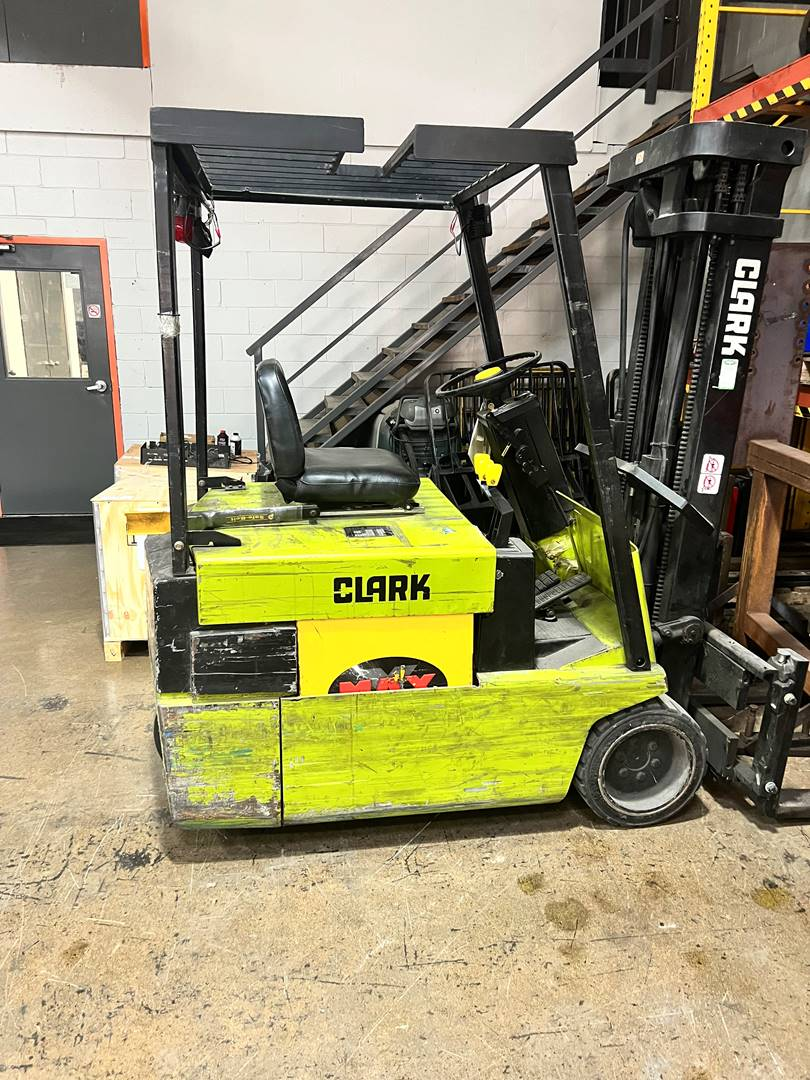 0 Clark TM20 - 123Forklift