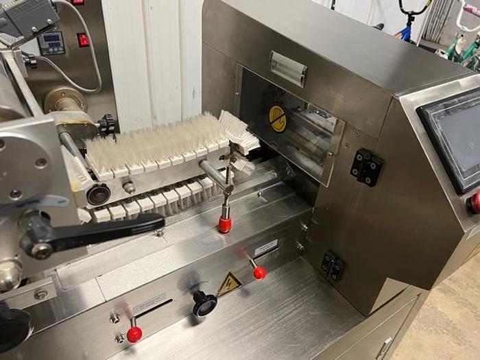 Used Sold Horizontal Flow Wrapper - Packaging Machine - With Date Code ...