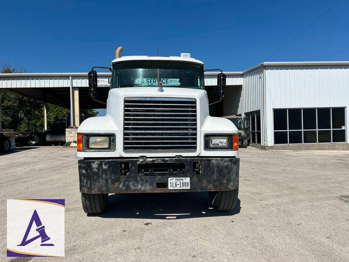 Used 2008 Mack CHU613 Truck Tractor for Sale at Showtime Auctioneers