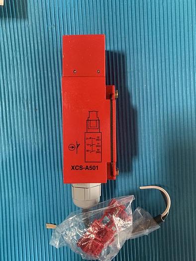 Used Telemecanique Safety Limit Switch XCS-A501 for Sale at Tara Se...