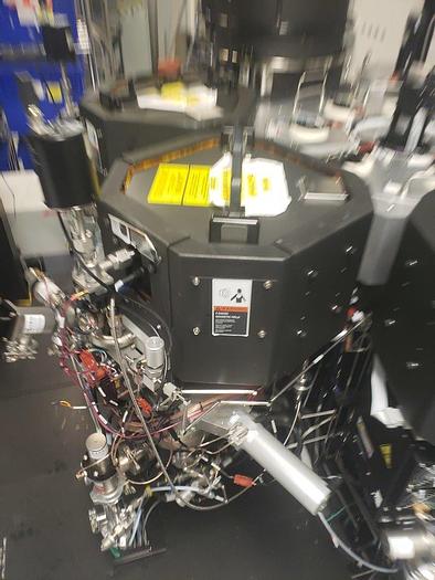 Used 1996 Applied Materials 5200 Centura Dry Etch Cluster Tool for ...