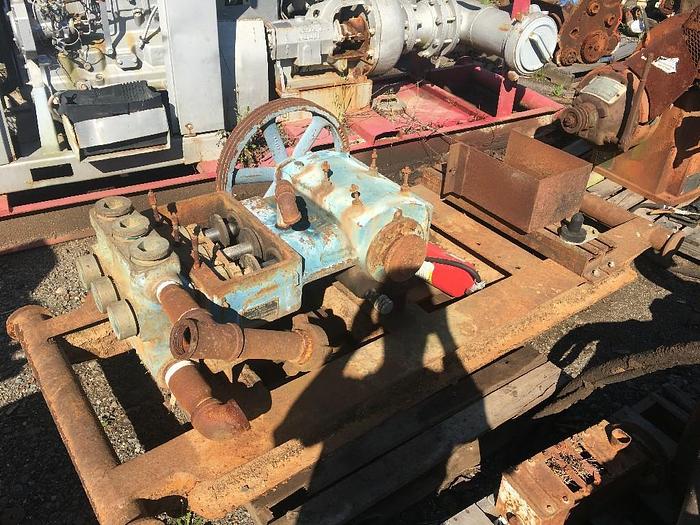 Oilfield Equipment & Parts - TRIPLEX PUMP for sale at Bobby Joh...