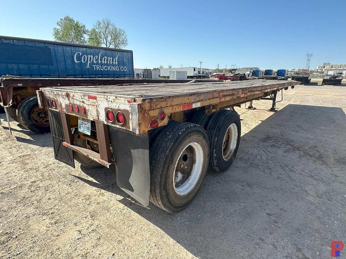 Used 1966 HOBBS T/A EXTENDABLE FLATBED TRAILER for Sale in Oklahoma...