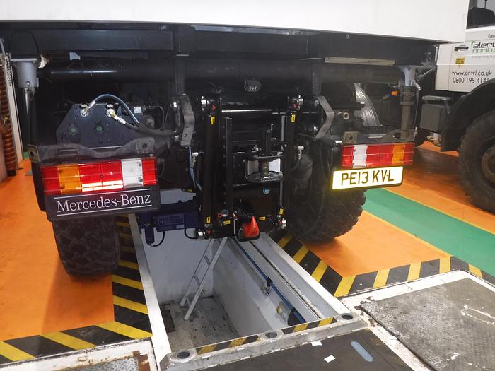 New UNIMOG UGN PICK UP HITCH for Sale in Ingleton, United Kingdom