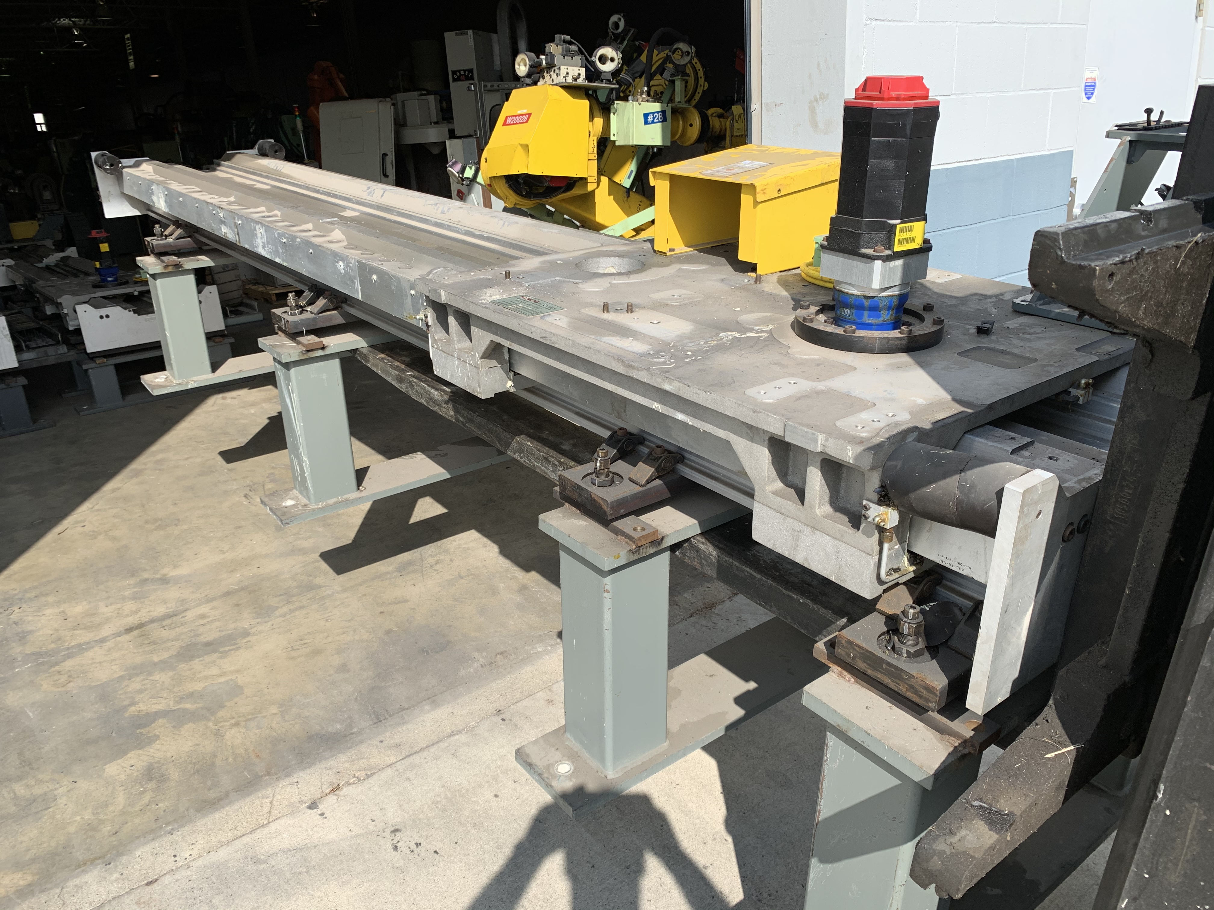 Used FANUC RTU-1000 7TH AXIS ROBOT TRACK 500KG X 13' TRAVEL for...