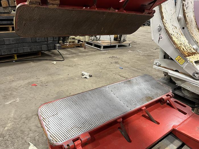 Used 84" BOLZONI AURAMO RA-450NLE-X PAPER ROLL CLAMP CLASS IV ...