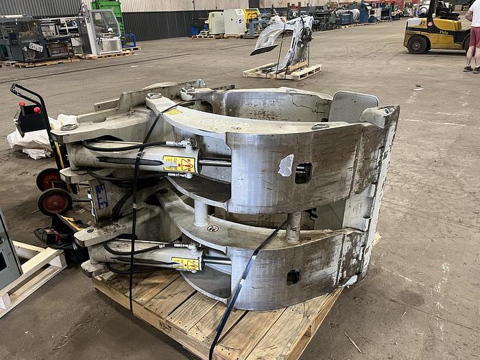 Used CASCADE 100F-RCP-01C 60" DIAMETER ROLL CLAMP CLASS IV MFG...