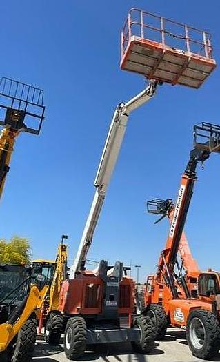Used Articulating / Telescopic booms for Sale in Bakersfield, Calif...
