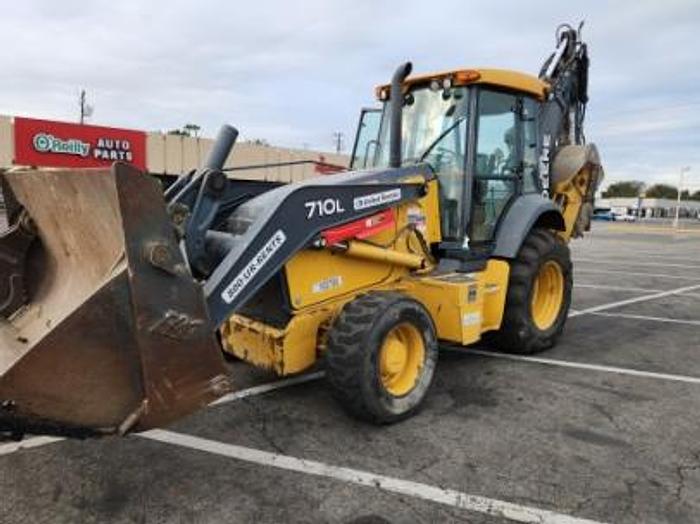Used 2018 John Deere 710L Backhoe for Sale in Bakersfield, California