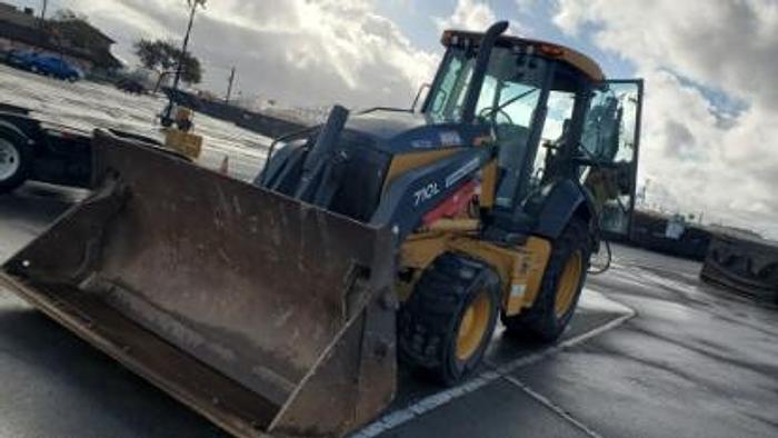 Used 2018 John Deere 710L Backhoe for Sale in Bakersfield, California
