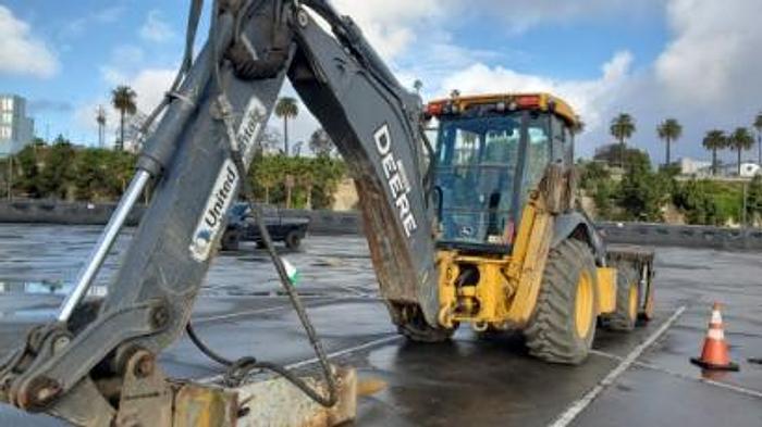 Used 2018 John Deere 710L Backhoe for Sale in Bakersfield, California
