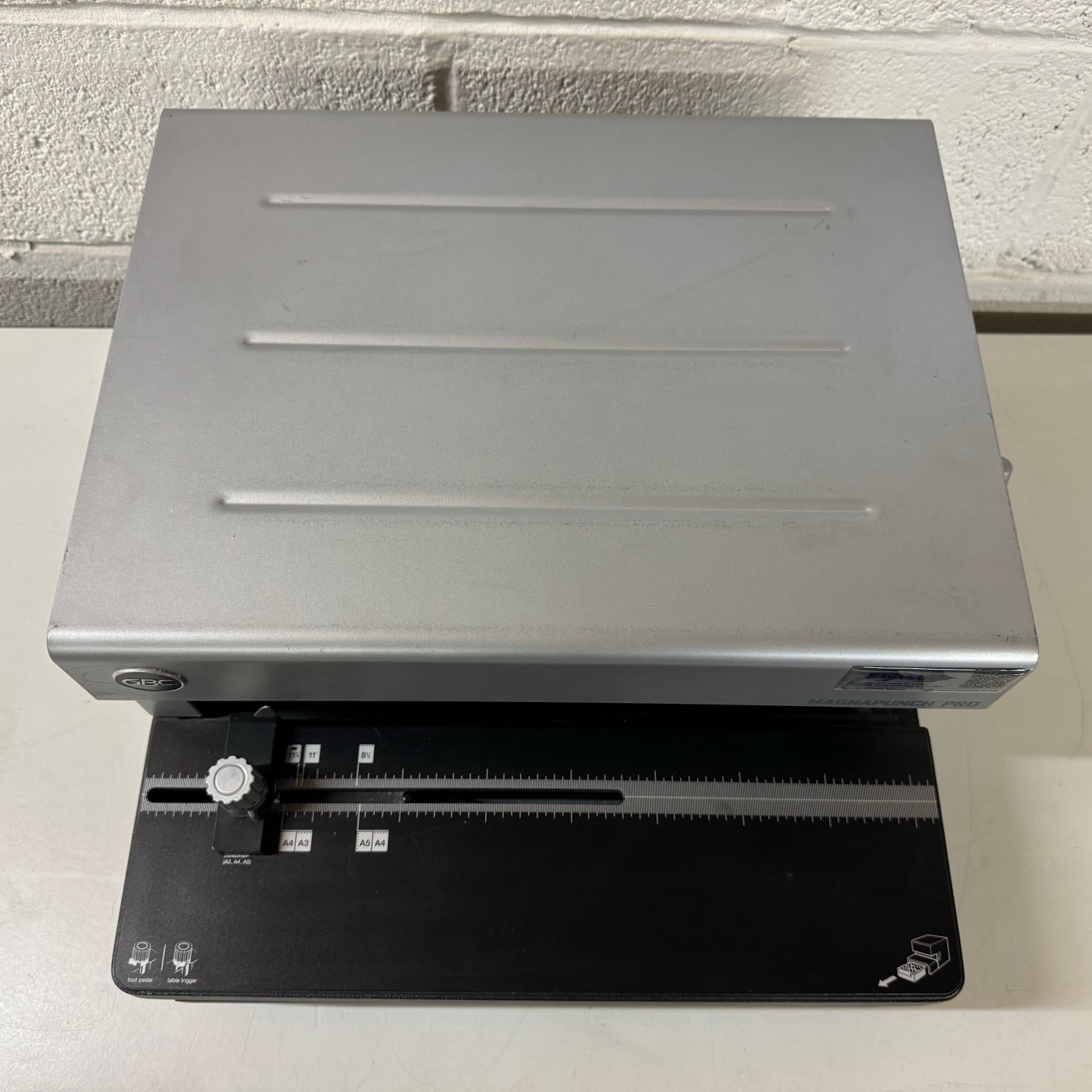 Used Lightly Used, GBC Magnapunch Pro Electric Binding Punch Machine ...