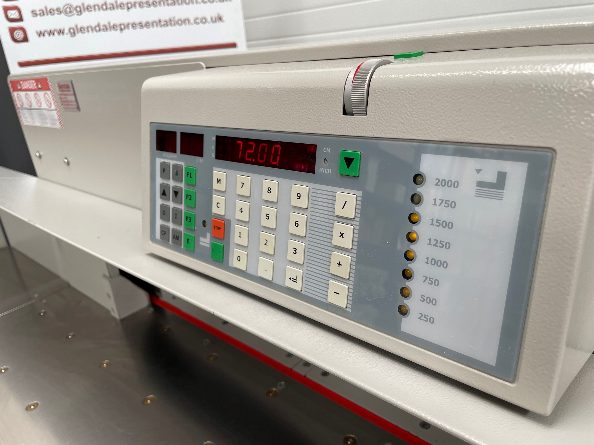 EBA 721-06 LT Guillotine - Glendale Presentation Solutions