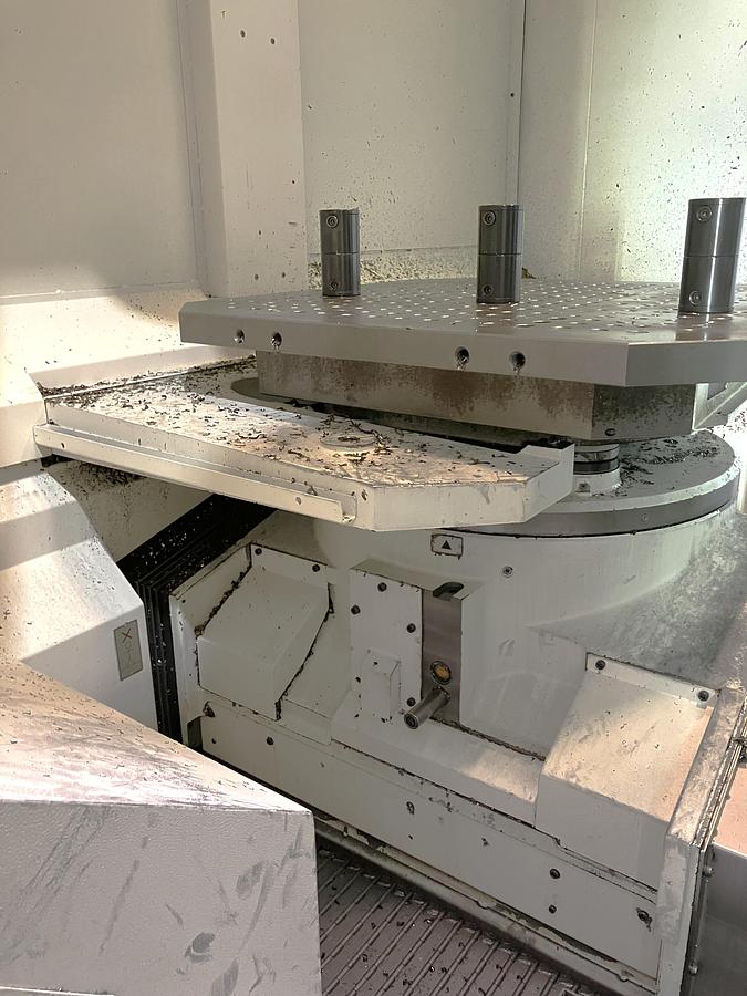 Used 2014 Mazak Vortex e-1060V/8 Heavy Duty 5 Axis Milling Machine with ...