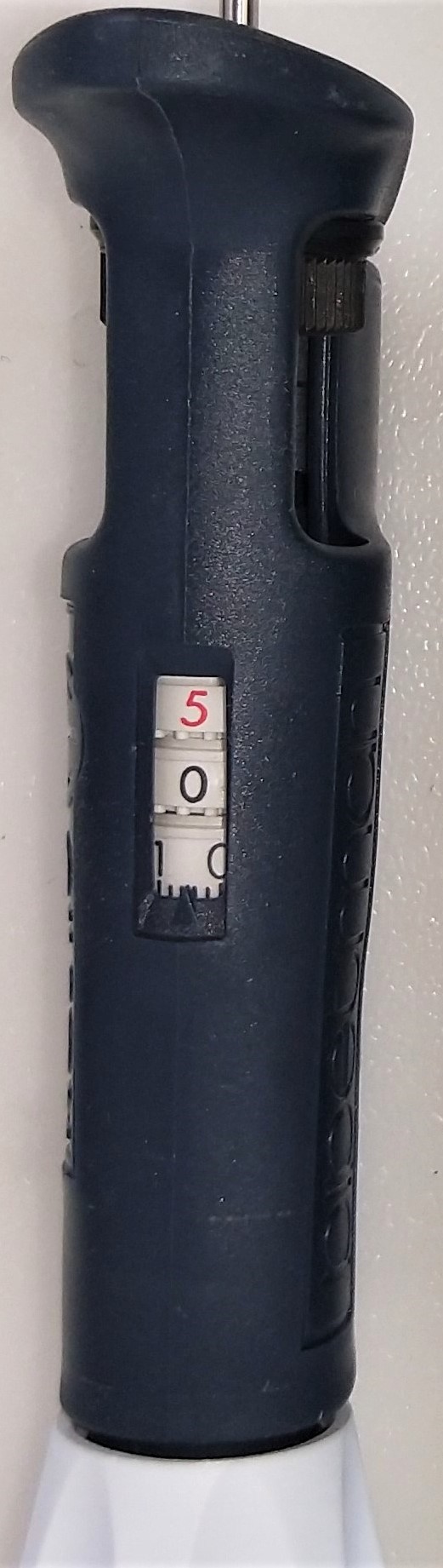 Used Gilson Pipetman Classic P5000 Pipettor - 1000 to 5000 µL for Sale ...