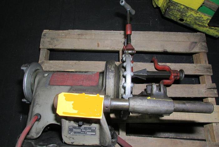 Used Ridgid 300 Pipe Threader Machine on Tri Stand 115V, 1 ph for Sale ...
