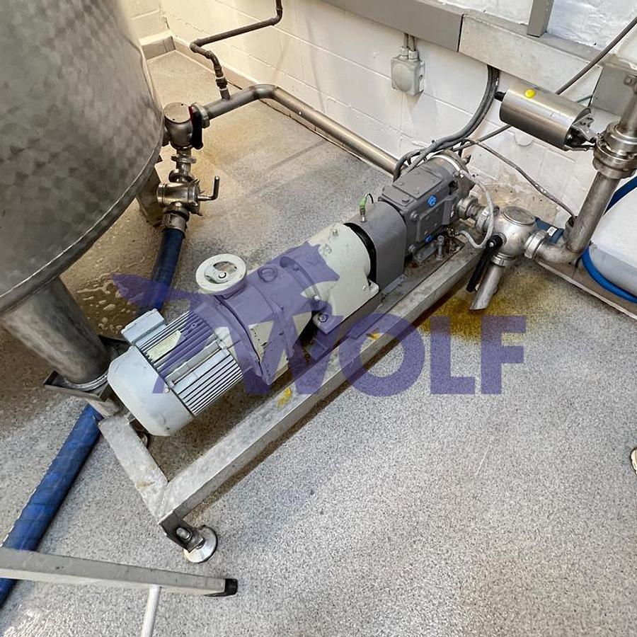 Used Rotary lobe pump WAUKESHA - Model 60 with VA pump head for Sale in Bad Salzuflen, Germany