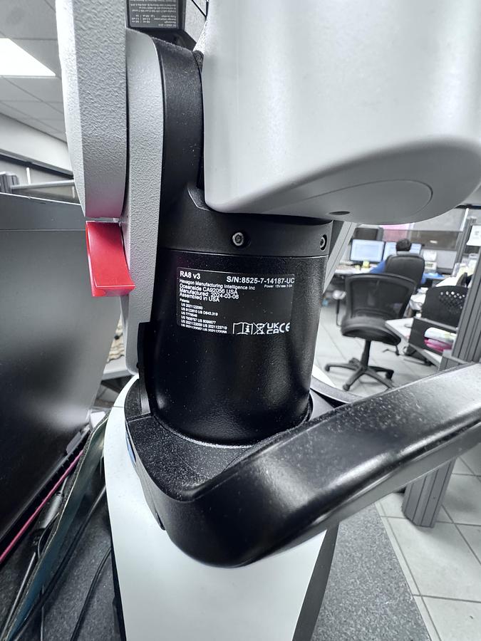 Used HEXAGON ABSOLUTE ARM V3P, 7 AXIS SCANNER AND PROBING for Sale ...