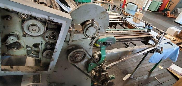 Used 55" BECK ROTARY KNIFE SHEETER W/ OUTPUT BELT CONVEYOR 7.5...