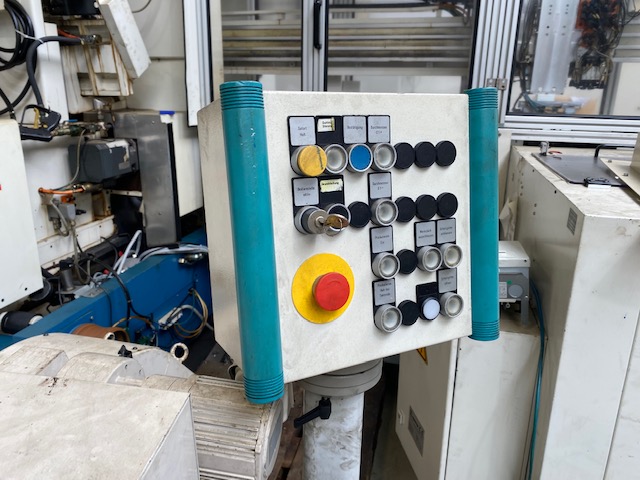 Used MIKROSA KRONOS M CNC 6 axis for Sale in Gussago, Italy