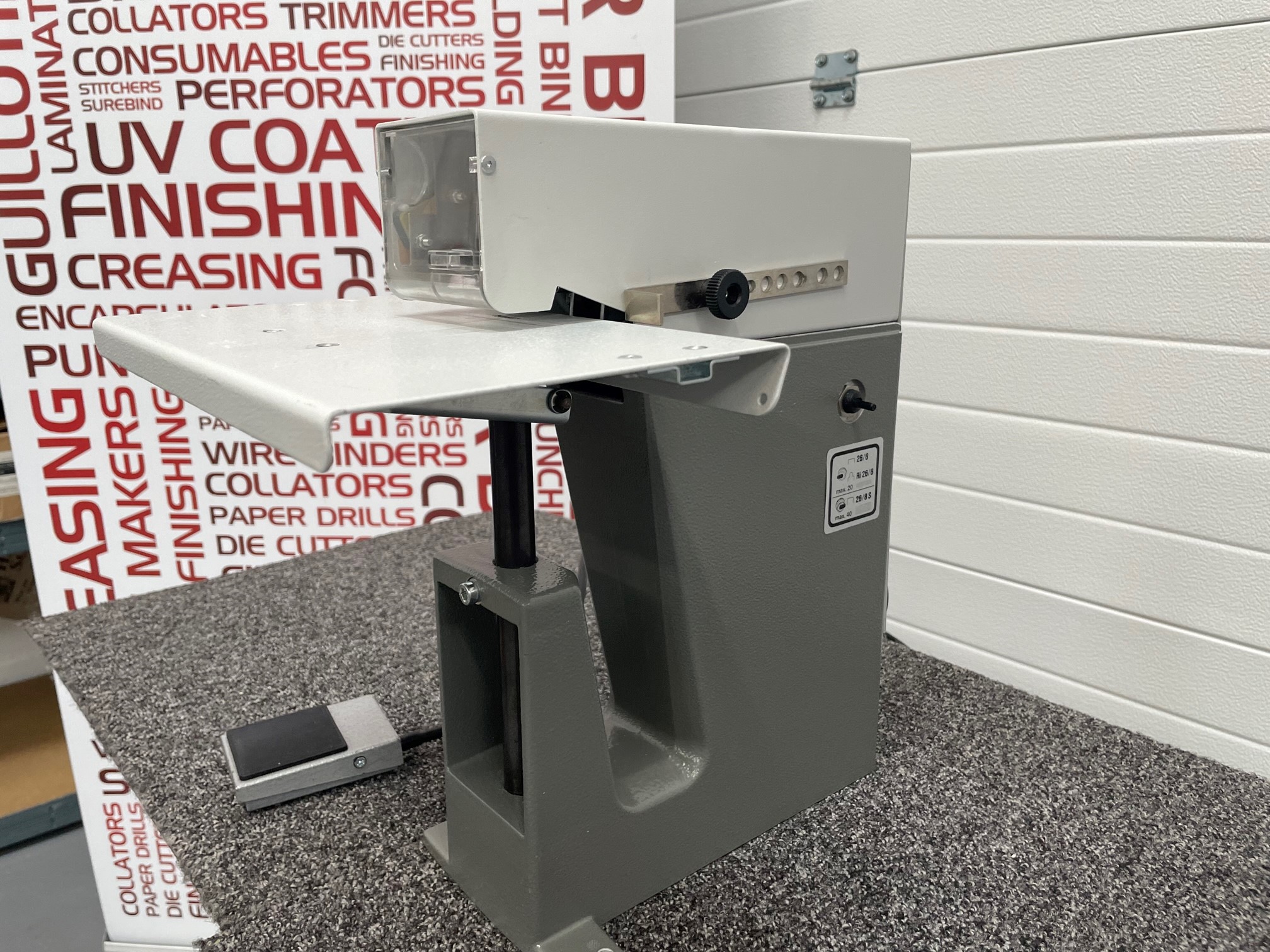 Nagle Rinak Stapler - Glendale Presentation Solutions UK