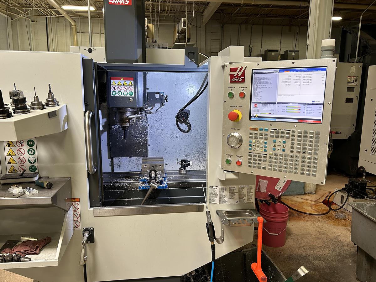 Used Haas CNC Super Mini Mill for Sale in Illinois