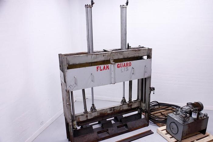 ROLL SPLITTER 50" DIA. X 72" FACE CUSTOM HYDRAULIC - CU...